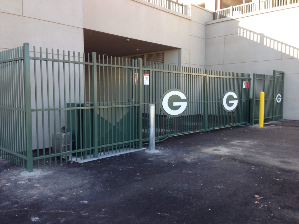 VERTICAL PIVOT GATE PHOTOS - AutoGate