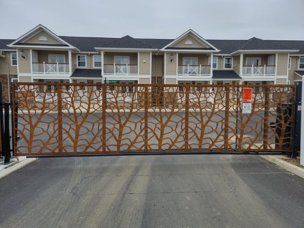 VERTICAL PIVOT GATE PHOTOS - AutoGate